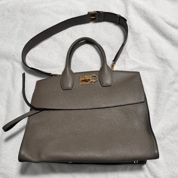 Salvatore Ferragamo | Bags | Salvatore Ferragamo Studio Soft Bag L ...